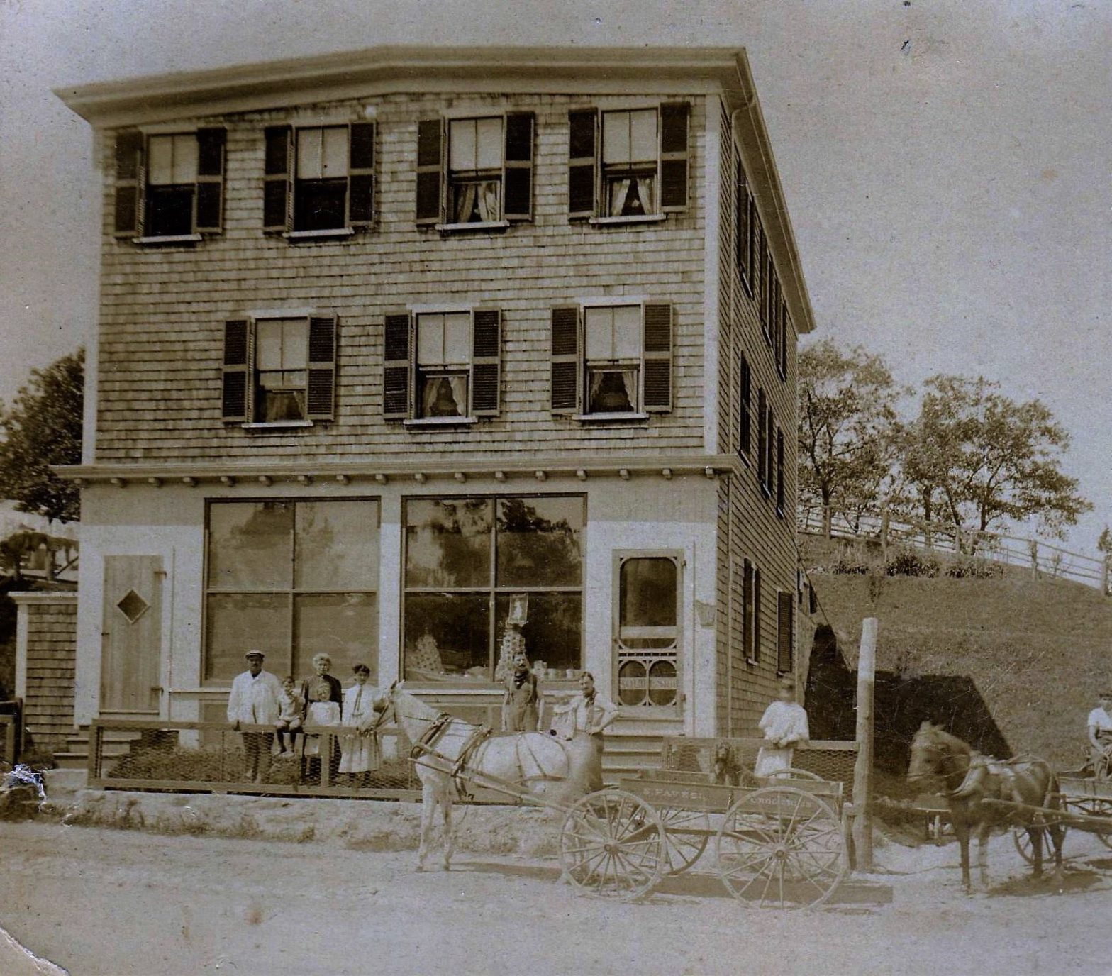 Thoughts for food: Savoring the old days of grocery shopping in ...