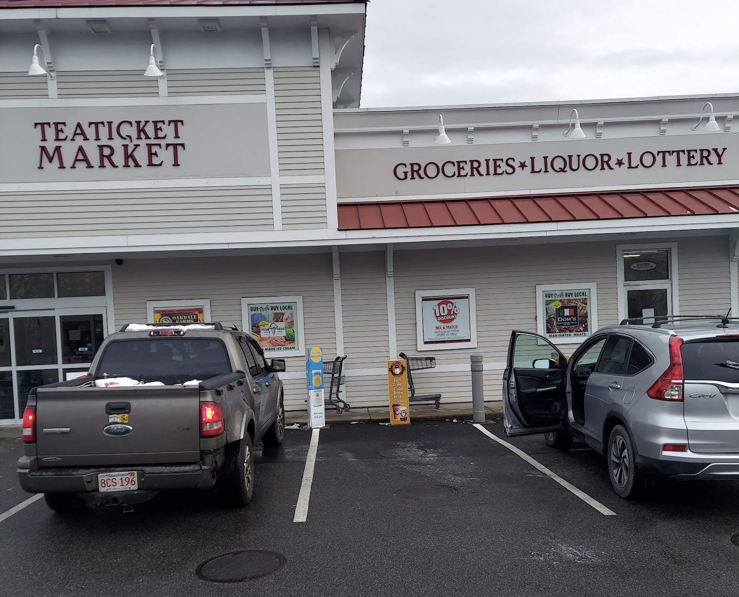 In Falmouth, nip ban reduced litter and did not cause liquor store layoffs - Plymouth Independent