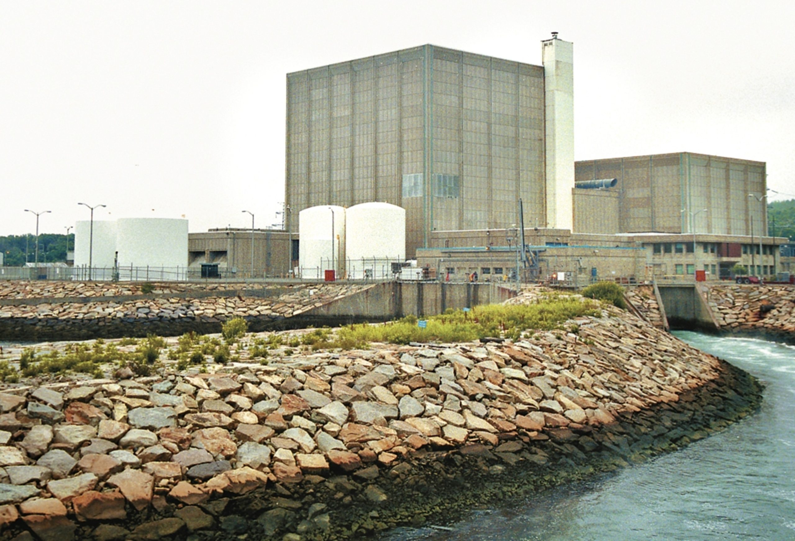 Harvard public health professor hopes to bring science to the Holtec ...