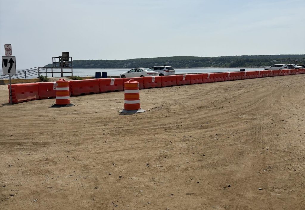 Citing ‘significant’ safety concerns, town opens emergency access lane ...